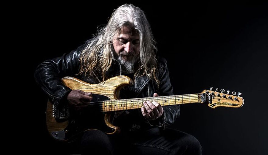 El ‘Tano’ Romano cumple 60 y zanja la grieta: “El metal es un ...